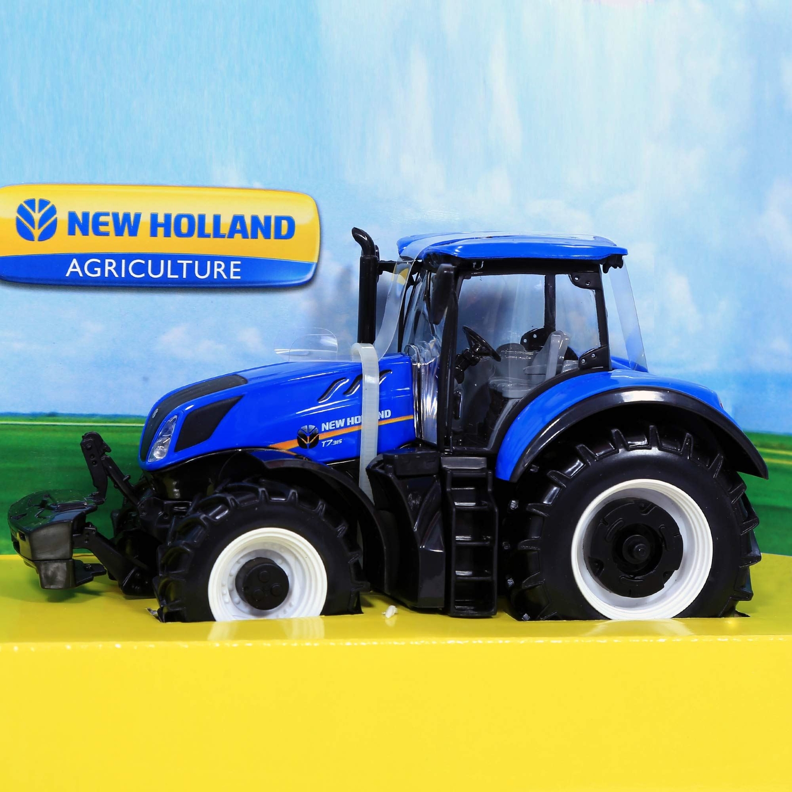 Bburago BB 18-44066 1:32 New Holland T7Hd Tractor 1/32 Model | eBay