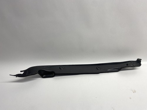 KIA Fort Berlina BD BDM 2019 Front Right Fender Wing Seal Insulator ...