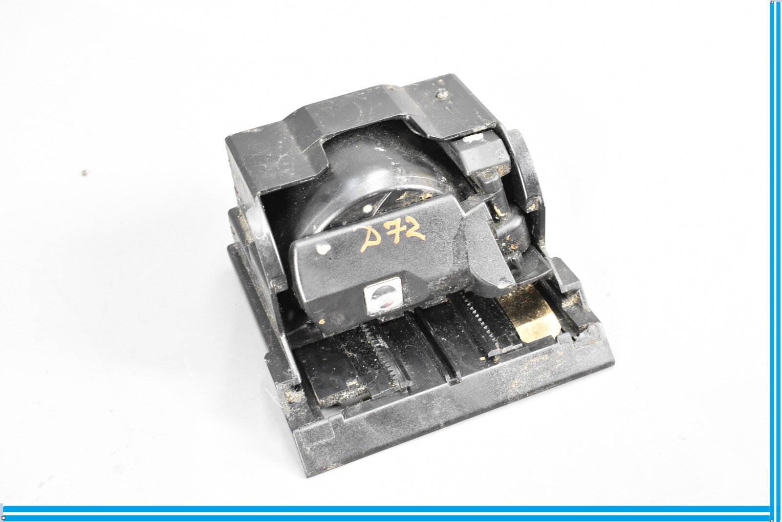 03-06 Mercedes S500 S600 W2220 Front Center Console Stow Away Cup ...