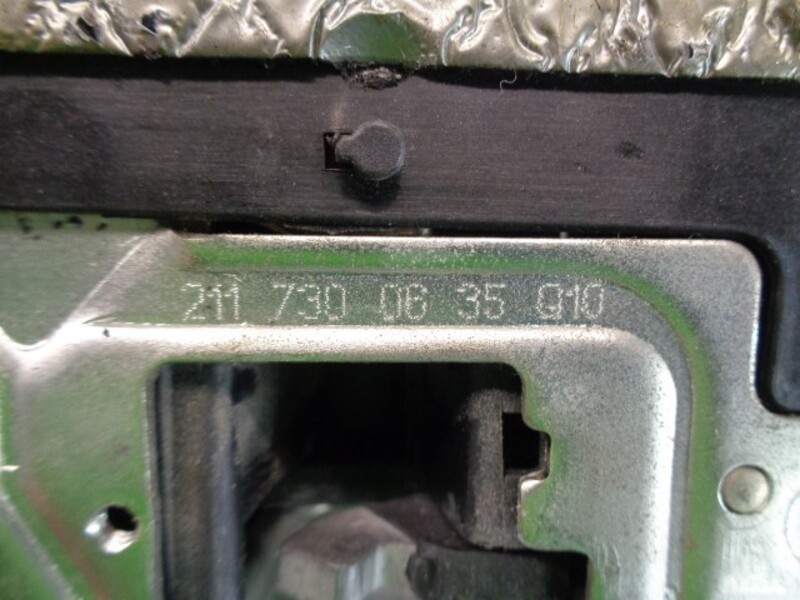 2117300635 systeme condamnation arriere droit pour MERCEDES-BENZ CLASE ...