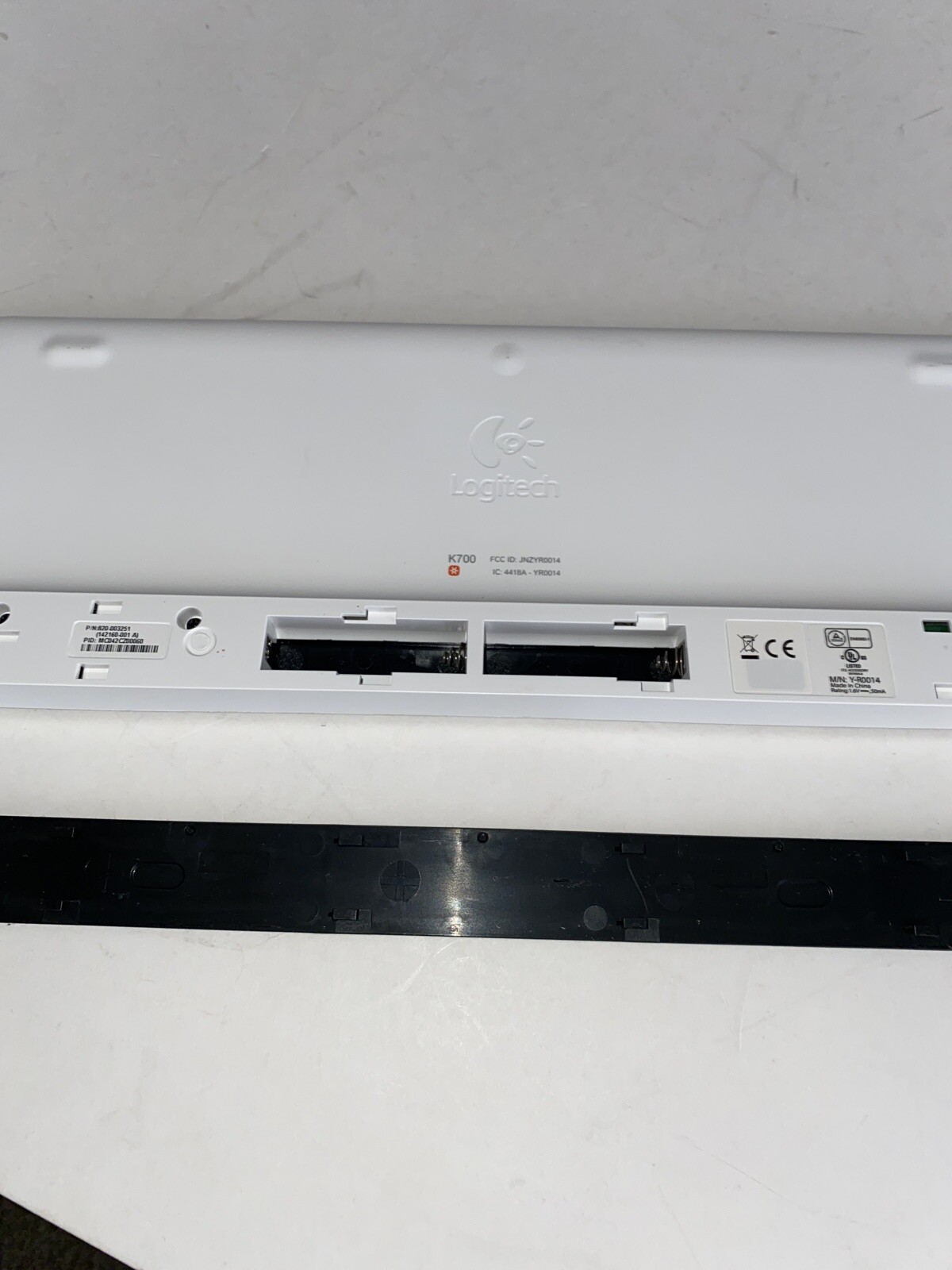 Logitech K700 Wireless Keyboard Controller Does Not Have USB Receiver ...