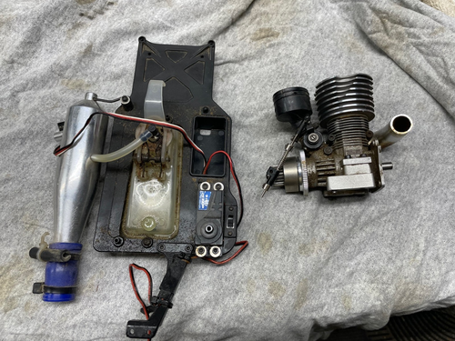 Team Associated AE 18 Nitro RC Engine, Carb, Muffler(USED: FOR PARTS OR ...