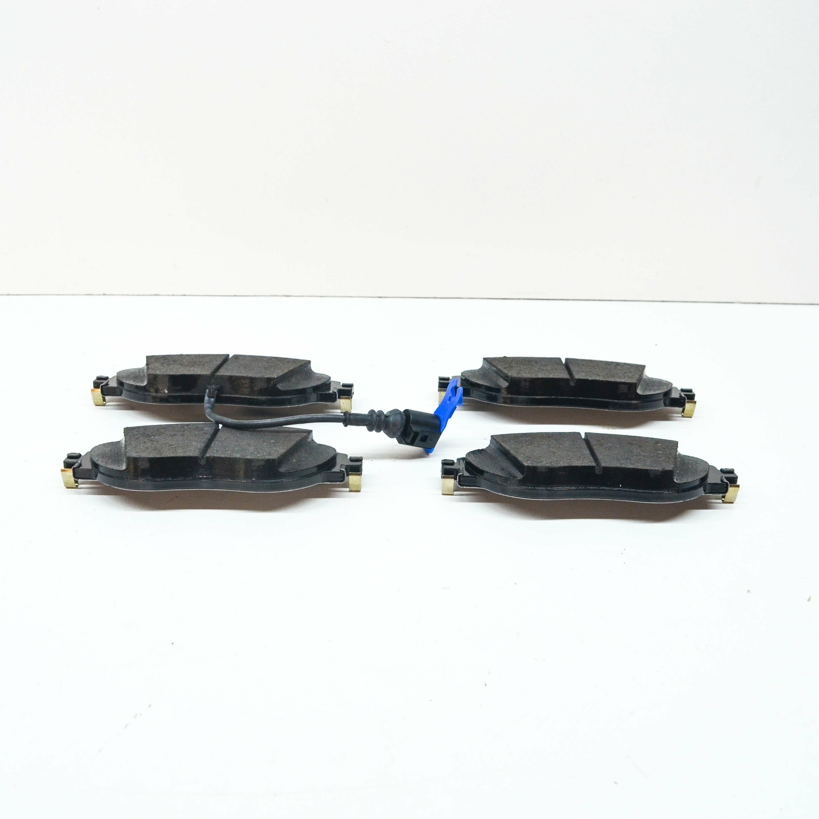 AUDI A3 S3 8Y Front Brake Pad Set W Wear Indicator 5Q0698151AJ NEW ...