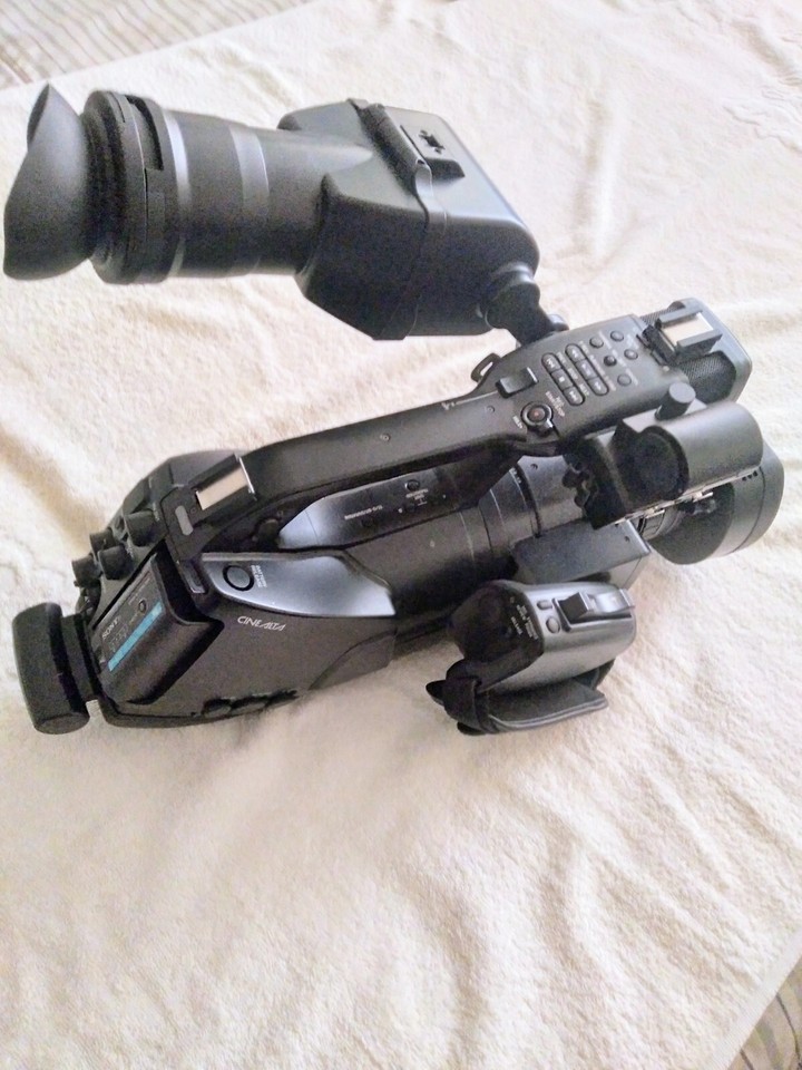 Sony PMW-EX-3 XDCAM EX Full HD Professional Broadcast Camcorder (Low ...