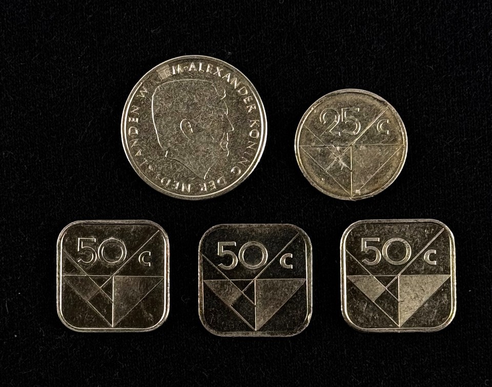 Aruba Coin LOT * 1993-2020 ** 1 FLORIN 25¢ 50¢ Aruban GUILDER Coins ...