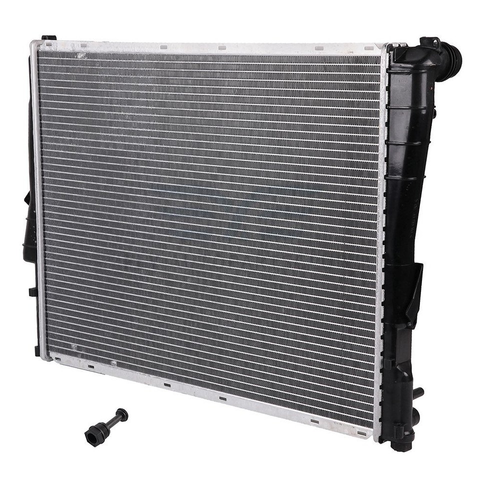 CU2636 Radiator For 03-09 BMW Z4 01-05 320i 325Ci 325i 325xi 330Ci 330i ...