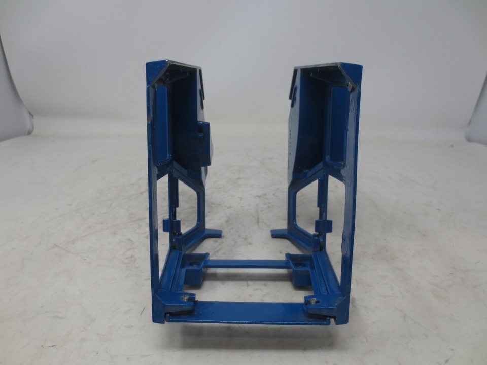 ERTL 1/12 SCALE FORD 9600 TRACTOR CAB FARM TOY | eBay