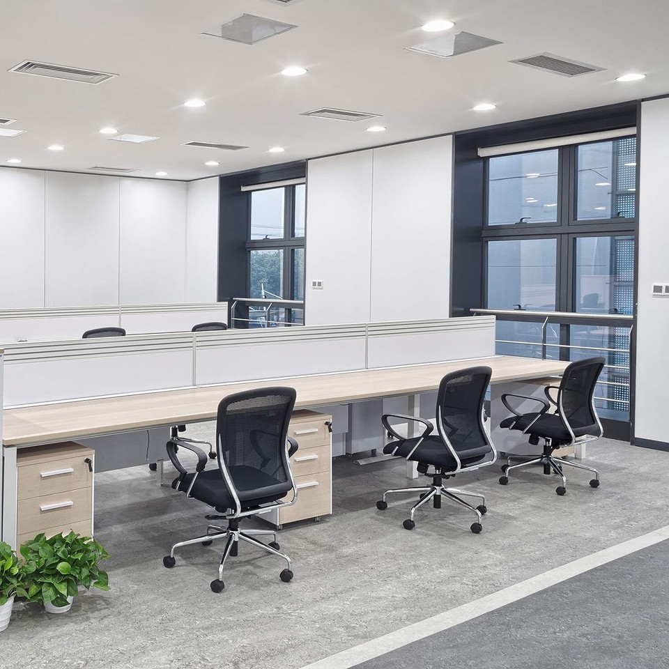 Satco S9475 - 18 watt LED Downlight Retrofit - 2700K (NEW - BOX DAMAGE ...