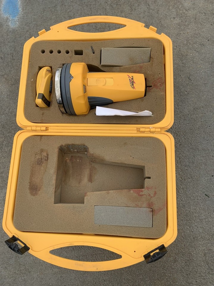 RoboToolz Robo Laser RB01001 Self Leveling Laser with Bundle For Parts ...