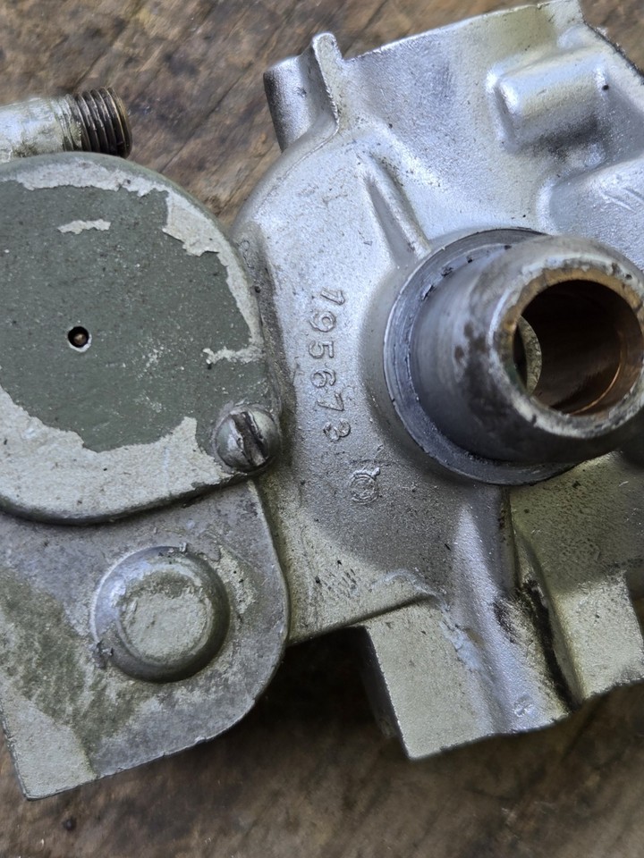 Antique 1939 Elto Cub .5hp Outboard Boat Motor Crankcase / Carburetor ...