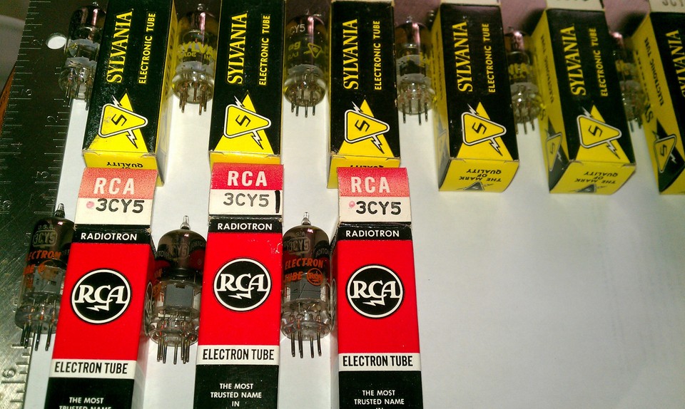 9 Nos 3CY5 Screen-grid Tetrode Vacuum Tubes 3 RCA / 6 Sylvania Tested ...