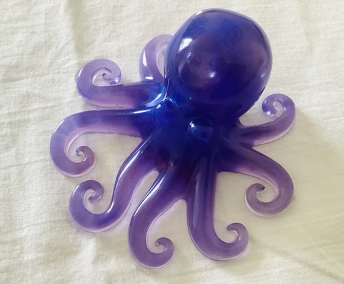 Unique Handmade Resin olly octopus Ornament/paperweight Purple ...