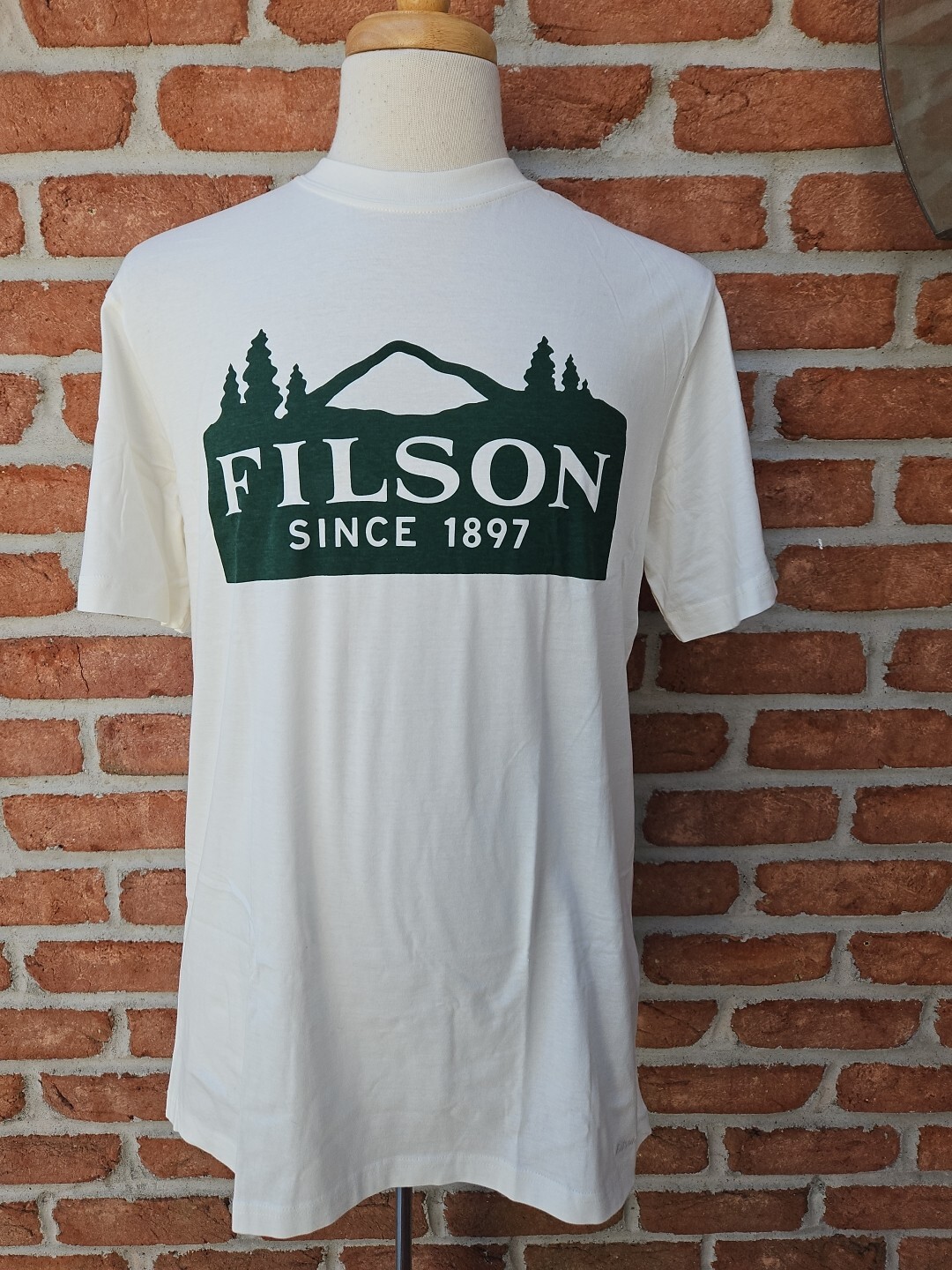 Filson Medium Ranger Graphic Short Sleeve T-Shirt. White. | eBay