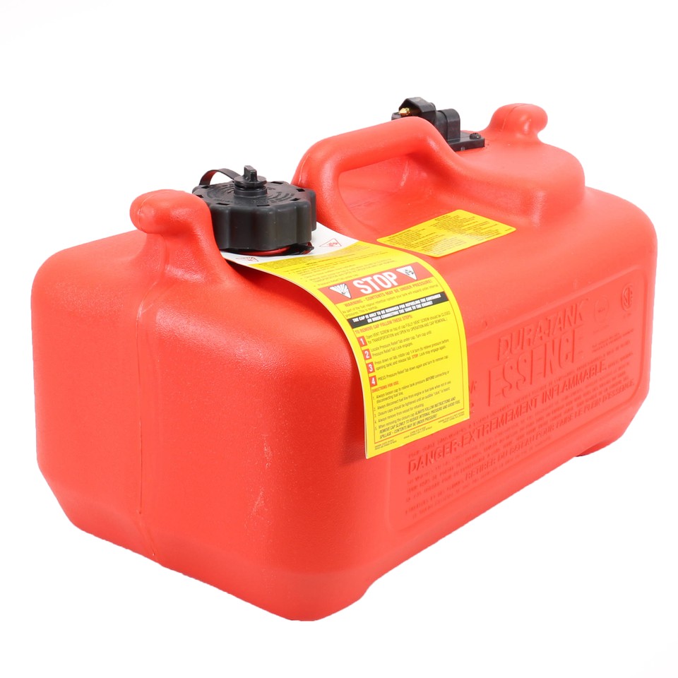Johnson Evinrude OMC DuraTank 6 Gallon Portable Fuel Gas Tank, 0763900 ...
