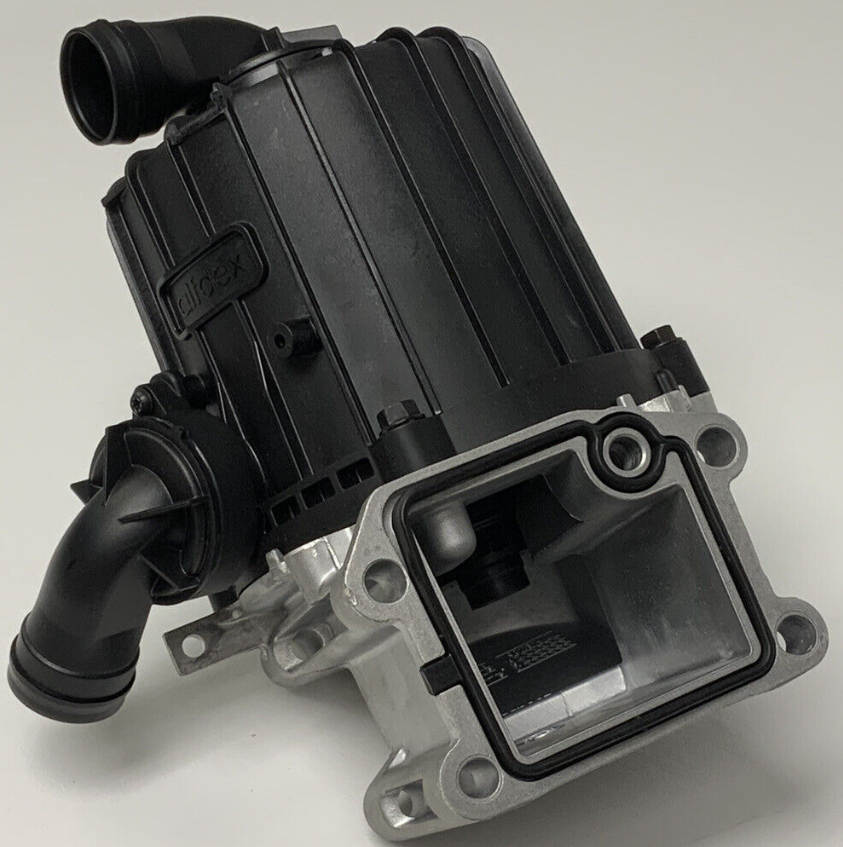 Genuine Volvo Crankcase Ventilation Oil Separator 22877306 21373547 ...