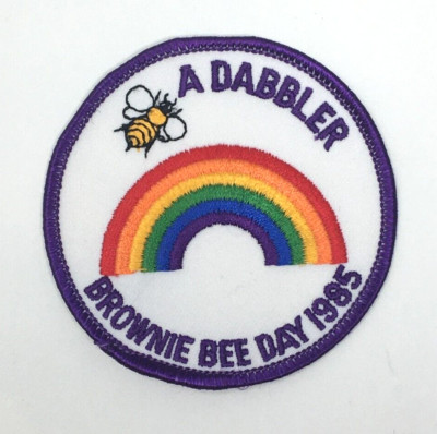PATCH GSA Girl Scouts A Dabbler Brownie Bee Day 1985 Rainbow Purple ...