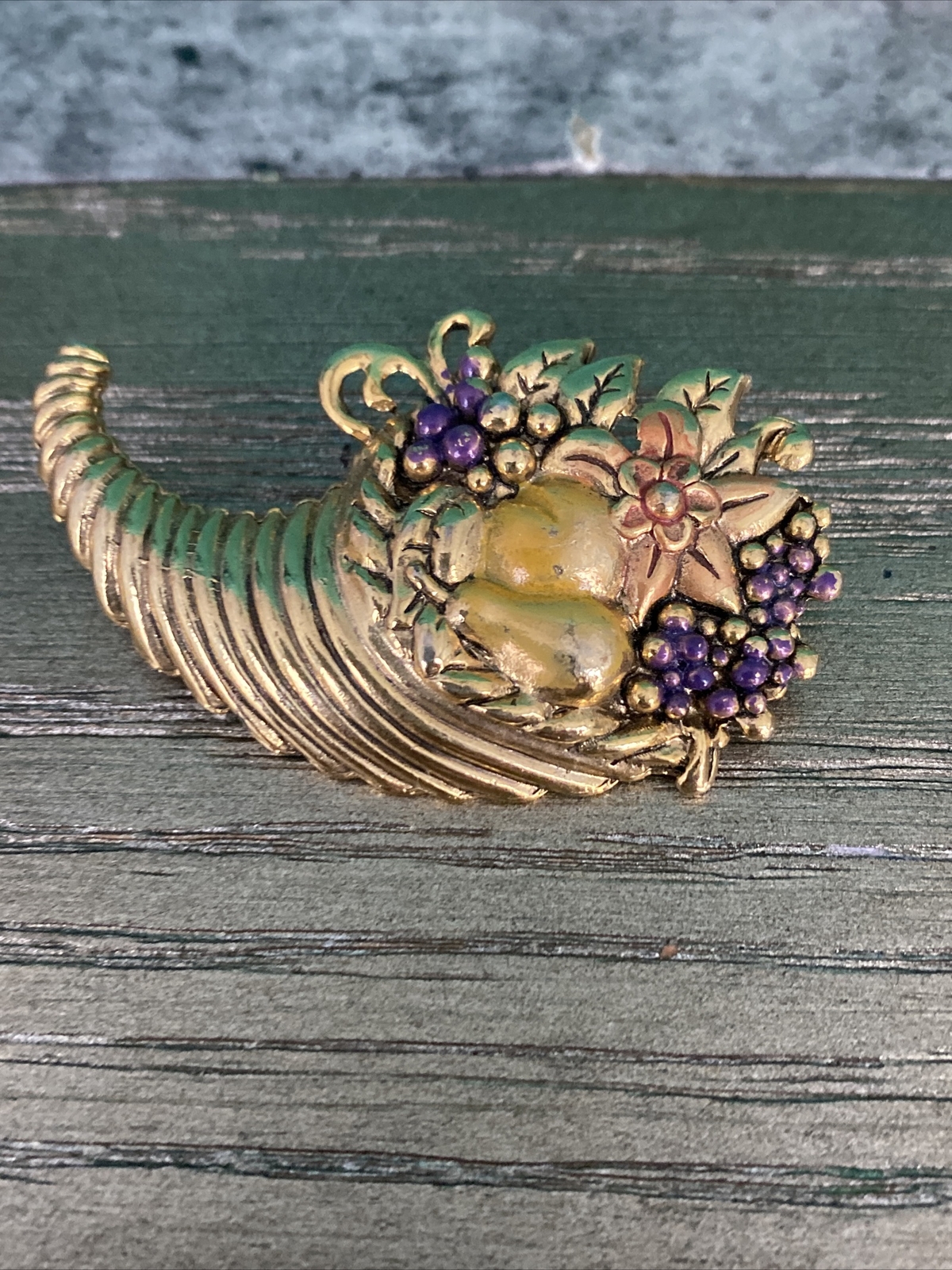 Vintage Gold Tone Cornucopia Horn Of Plenty Thanksgiving Brooch Pin 2 ...