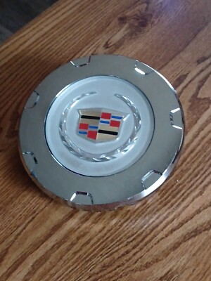 Cadillac Escalade OEM Wheel Center Cap 9597355 9598295 Genuine Cadillac ...