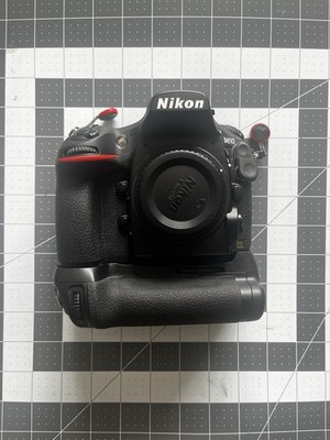 Nikon D810 DSLR Camera, Motor drive grip, (1) Battery, and Power Pak | eBay