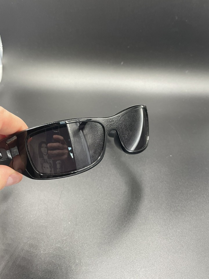 Oakley Split Thump 512mb Polished Black w/ Warm Grey Lenses | eBay