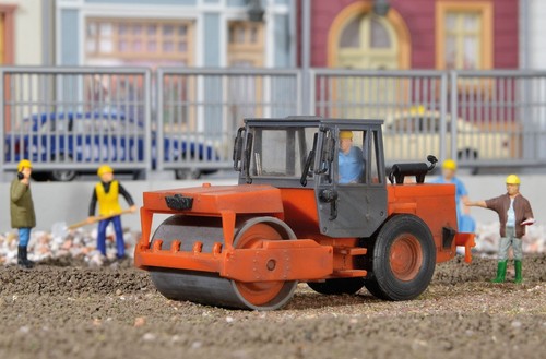 HO Scale Vehicles - 11554 - H0 HAMM vibrating roller - Kit | eBay