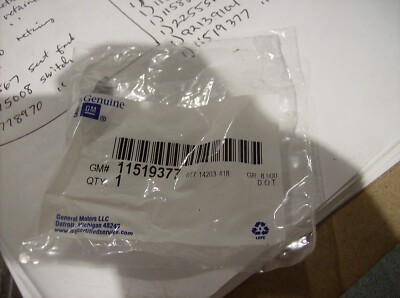 GENUINE GM 11519377 BOLT FENDER SPLASH SHIELD | eBay