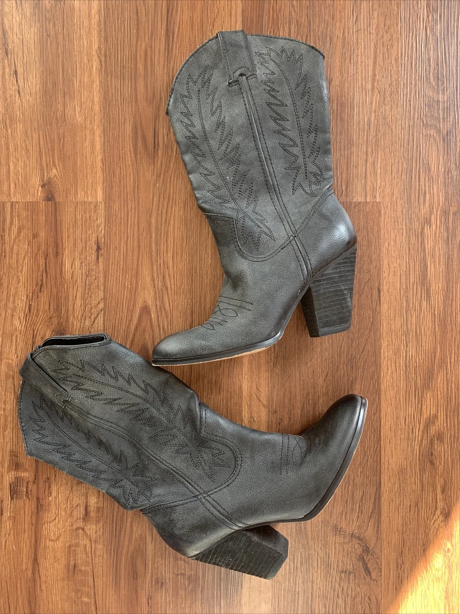 Miranda Lambert Cowboy Boots