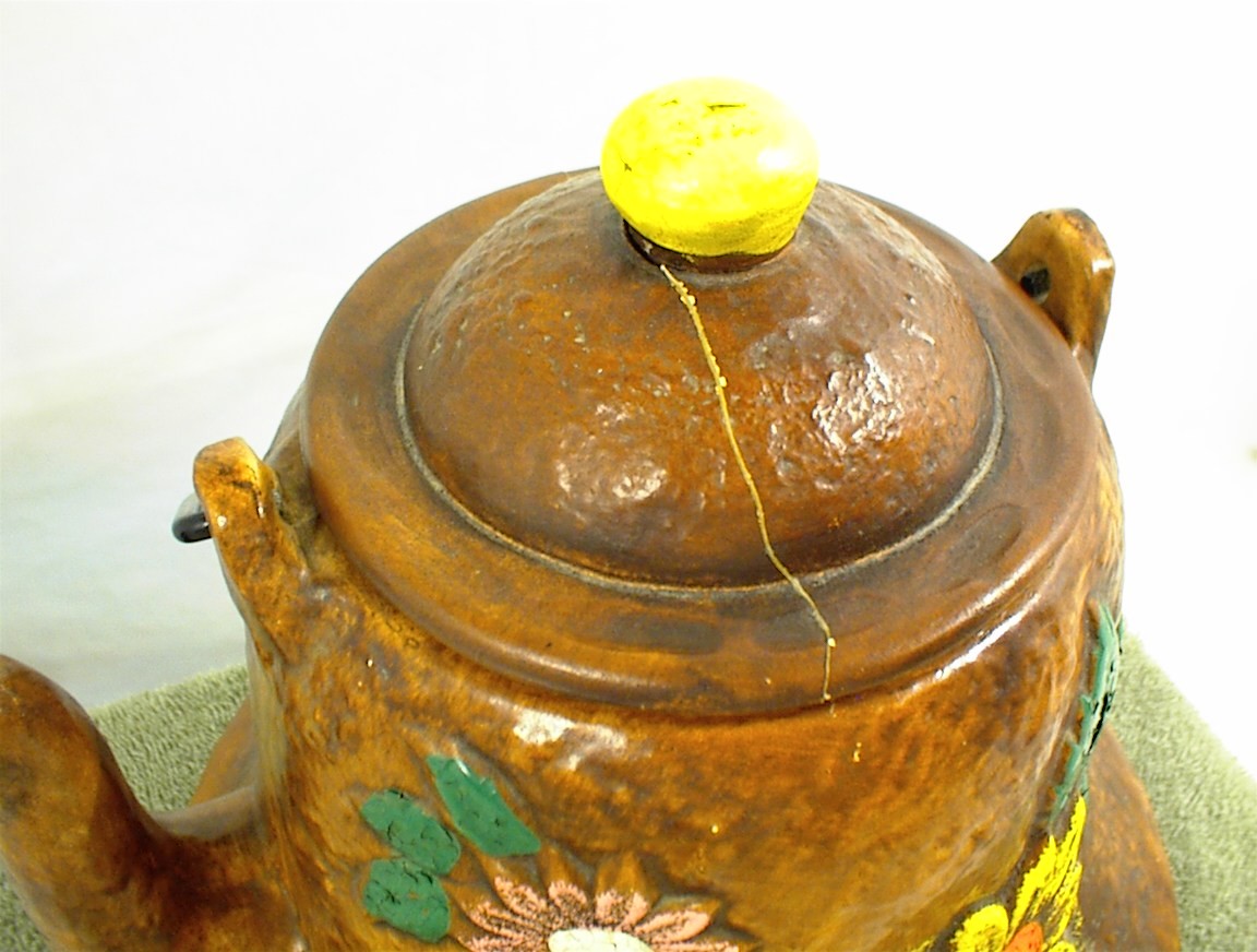 VINTAGE COOKIE JAR KETTLE WIRE SPRING HANDLE SPOUT BROWN YELLOW DAISY ...