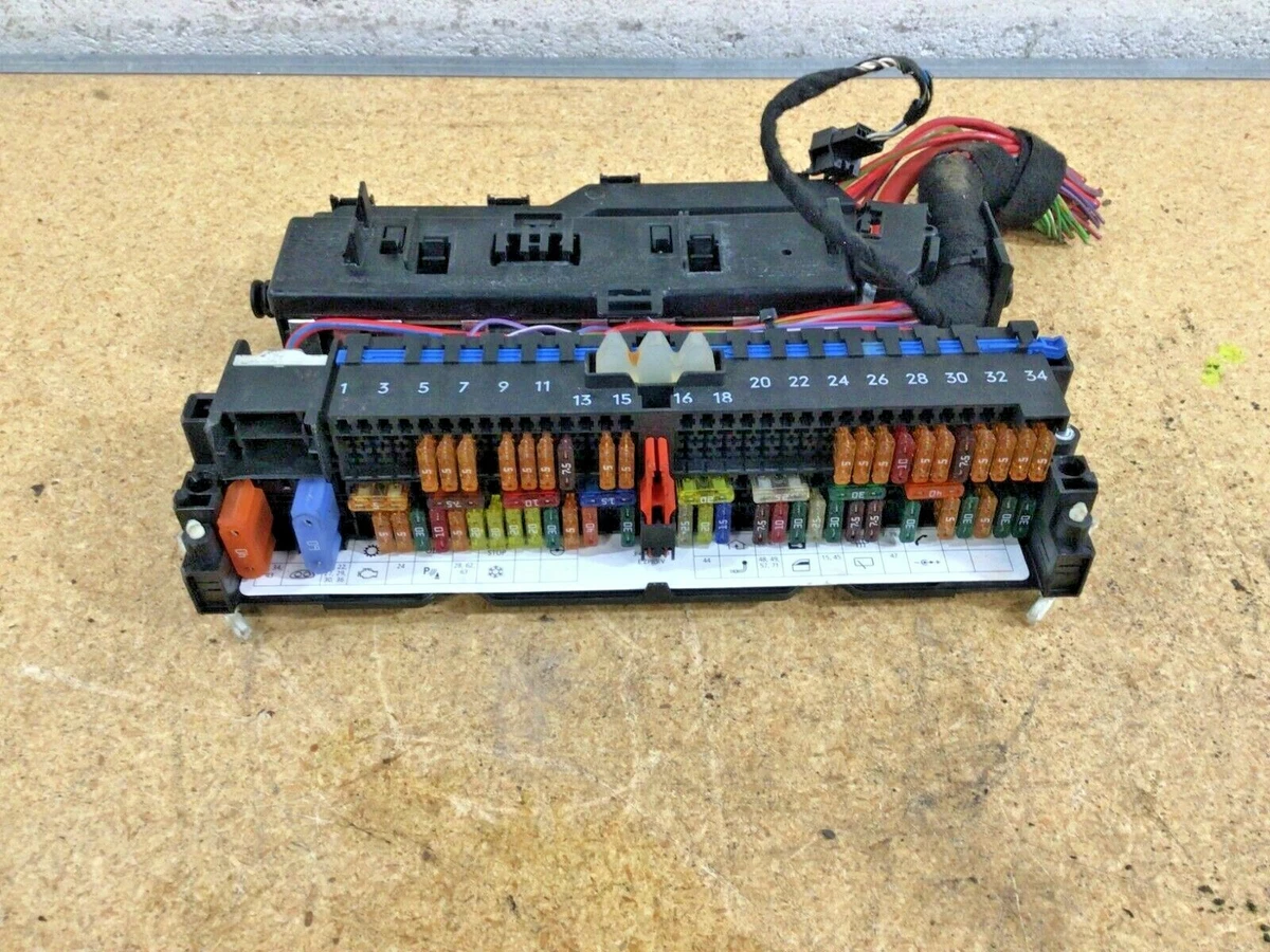 Bmw 3 Series Fuse Box