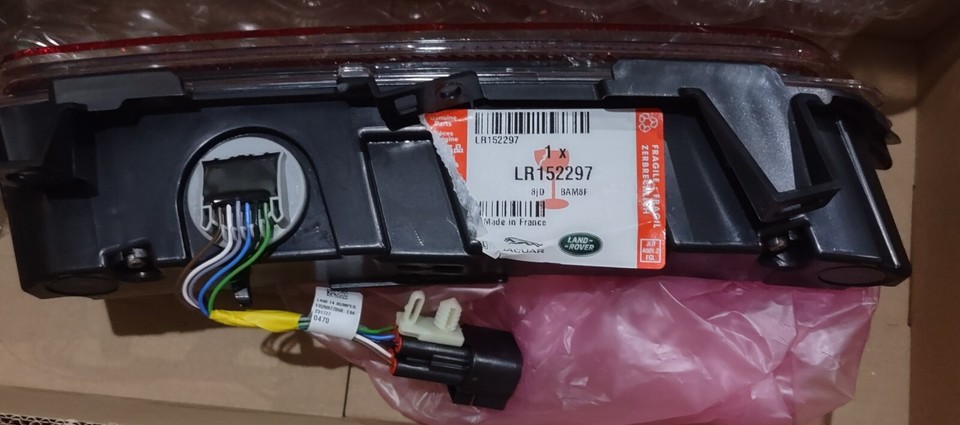 Range Rover L460 2022*+ LED OEM Right Rear Bumper Light Part # LR152297 ...