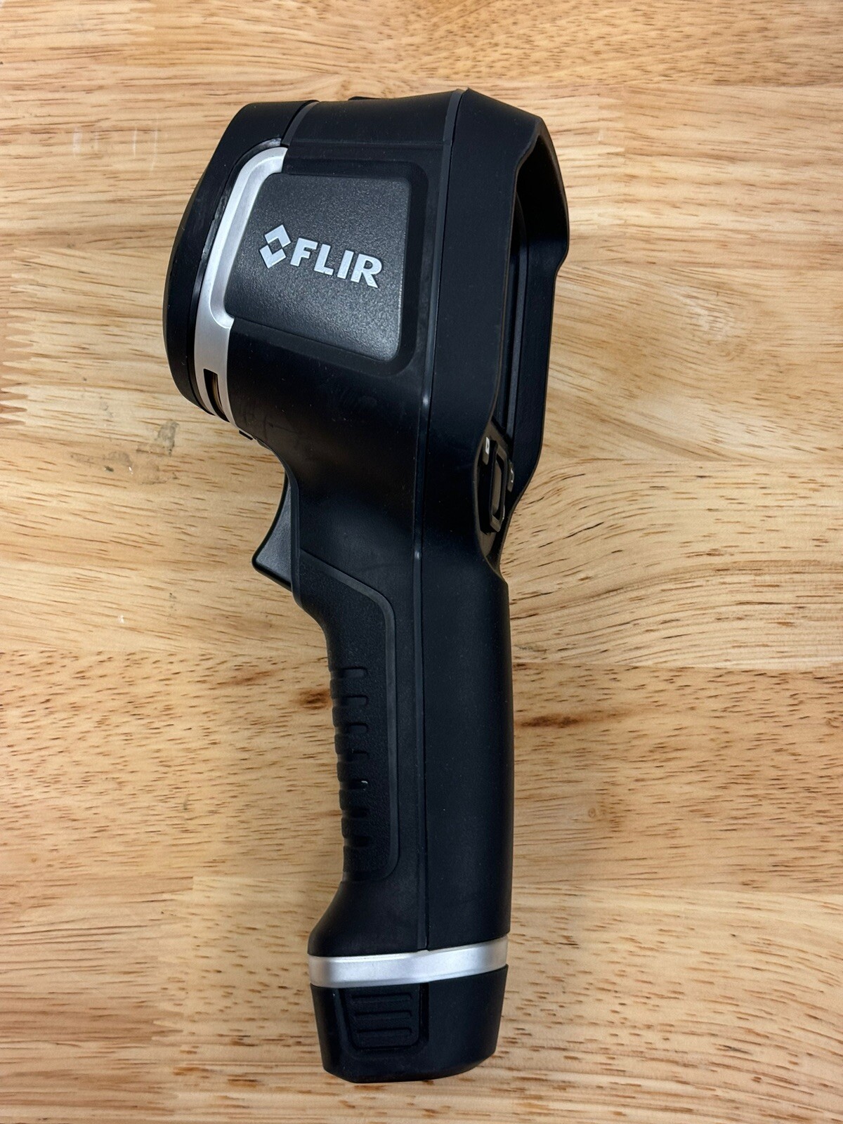 Flir E5 Infrared Camera with MSX - E63900 E5 Handheld IR Test Camera | eBay