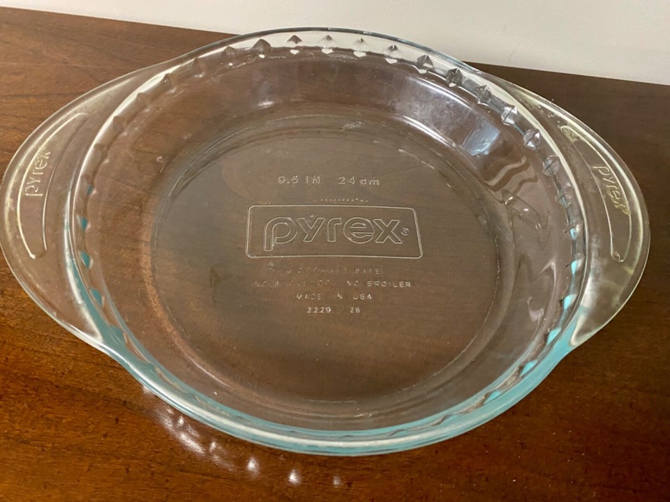 Vintage 9.5” PYREX Deep Dish Pie Plate Fluted & Scalloped Edges w ...