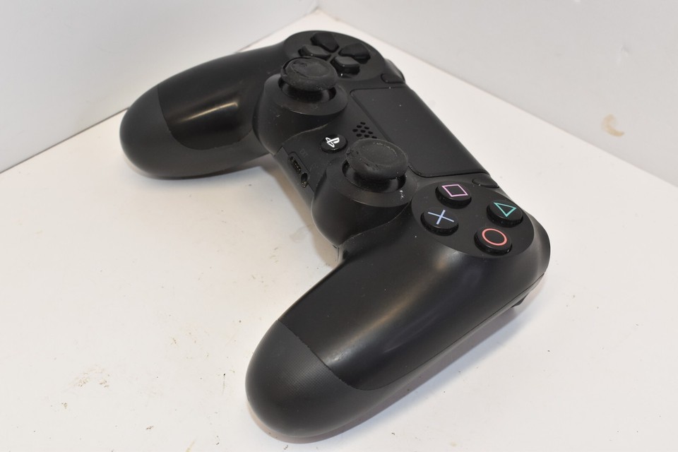 Sony PlayStation 4 PS4 DualShock 4 Wireless Controller Black CUH-ZCT1U ...
