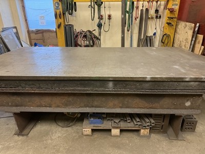 10ft X 5ft ENGINEERS CAST IRON SURFACE TABLE MARKING / WELDING MARKED 6 ...
