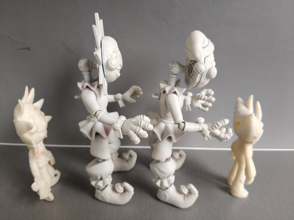 Funko Five Nights at Freddy's Security Breach SUN and MOON Sample ...