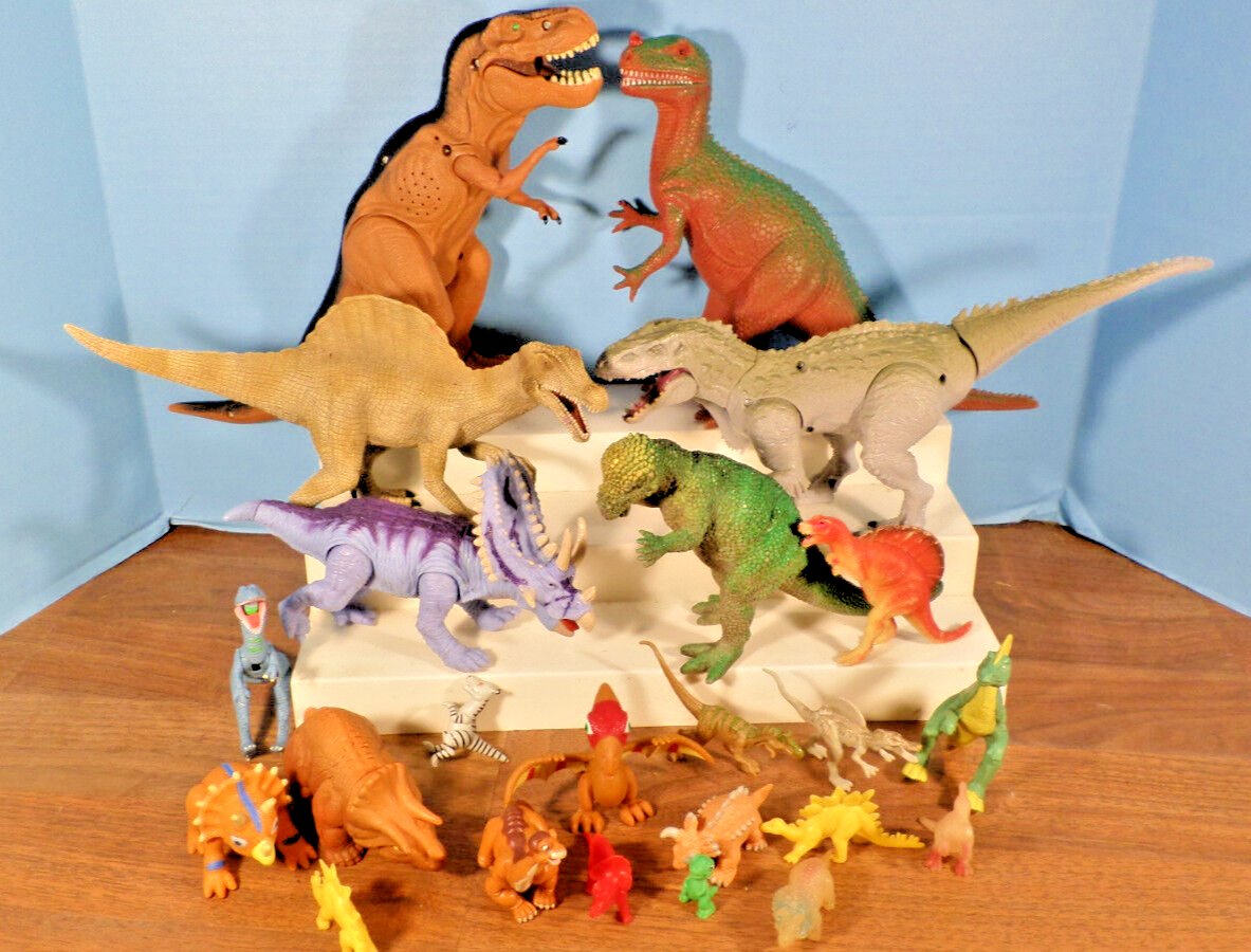 Jurassic World ~ Schleich ~ Playskool ~ Universial Studios Dinosaur Lot ...