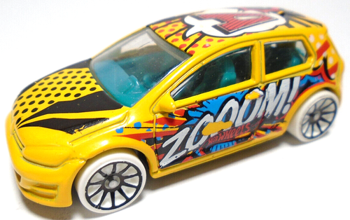 2016 HOT WHEELS ART CARS VOLKSWAGEN GOLF MK7 ZOOM CRASH YELLOW 1:64 ...