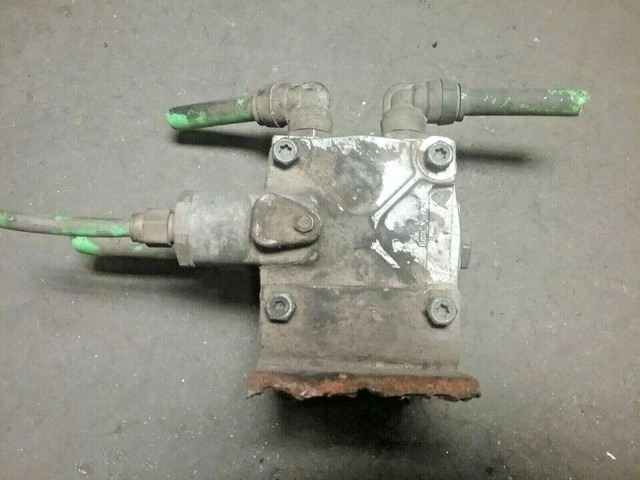 Bendix Air Brake R-12 Relay Valve 909828 for sale online | eBay