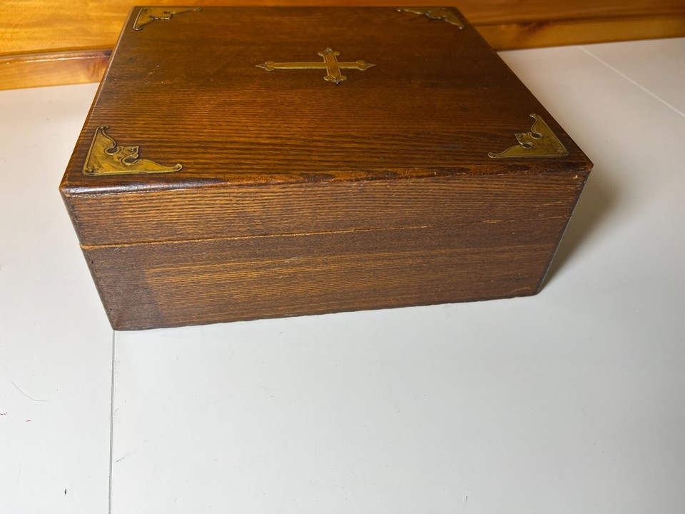 Antique Wood Wooden Priest's Sick Call Last Rites Anointing Viaticum ...