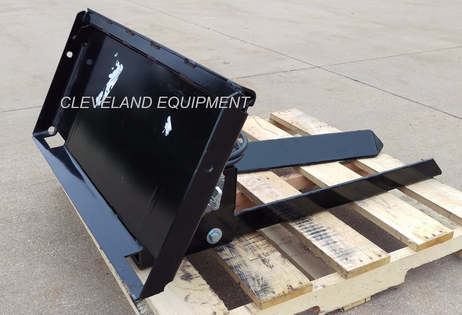 NEW BRADCO MINI TREE FORK / NURSERY FORKS ATTACHMENT Bobcat MT100 L28 ...