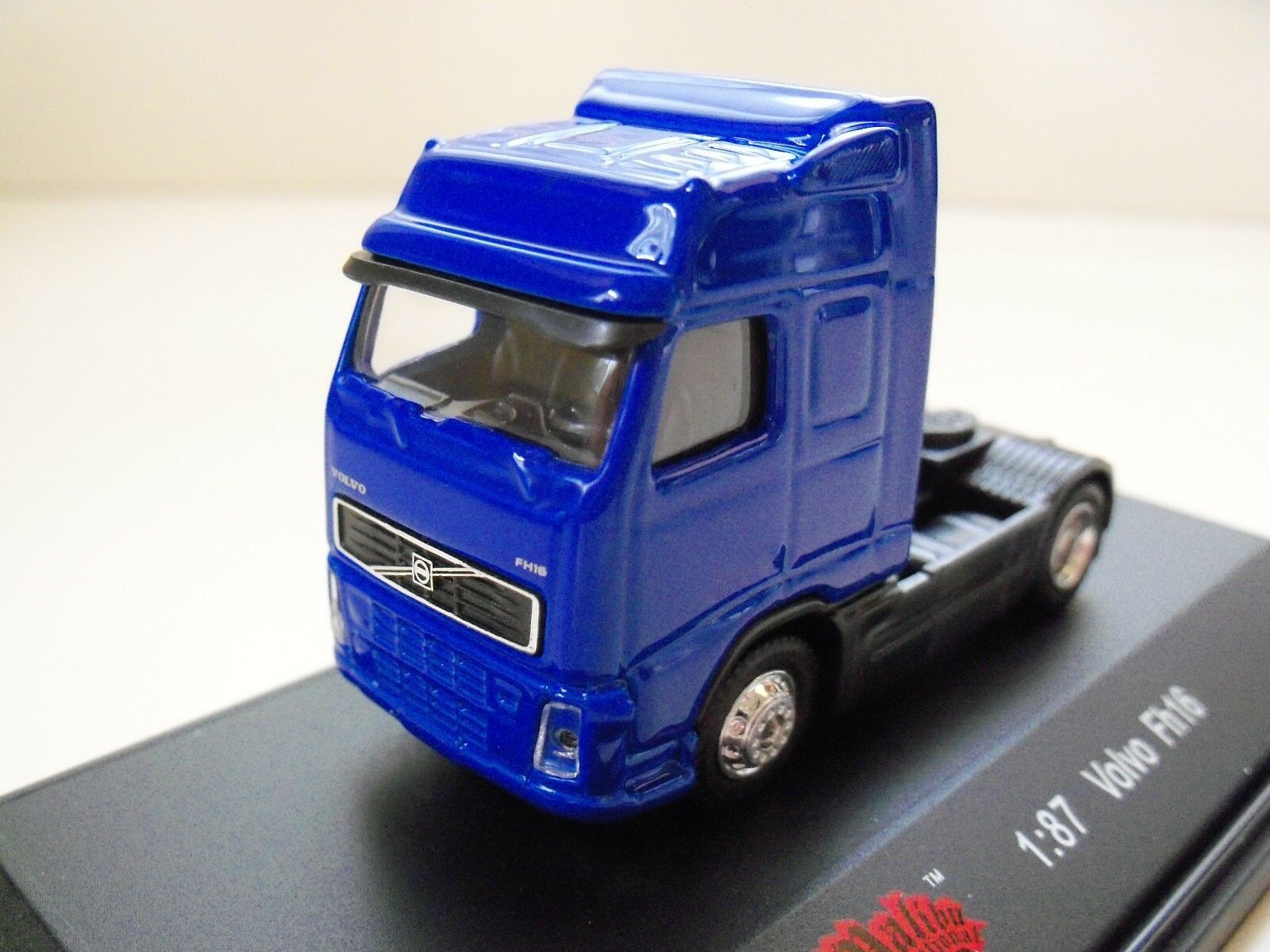 Malibu International Ltd, 1:87 (HO) scale, Volvo FH16 Tractor Truck ...