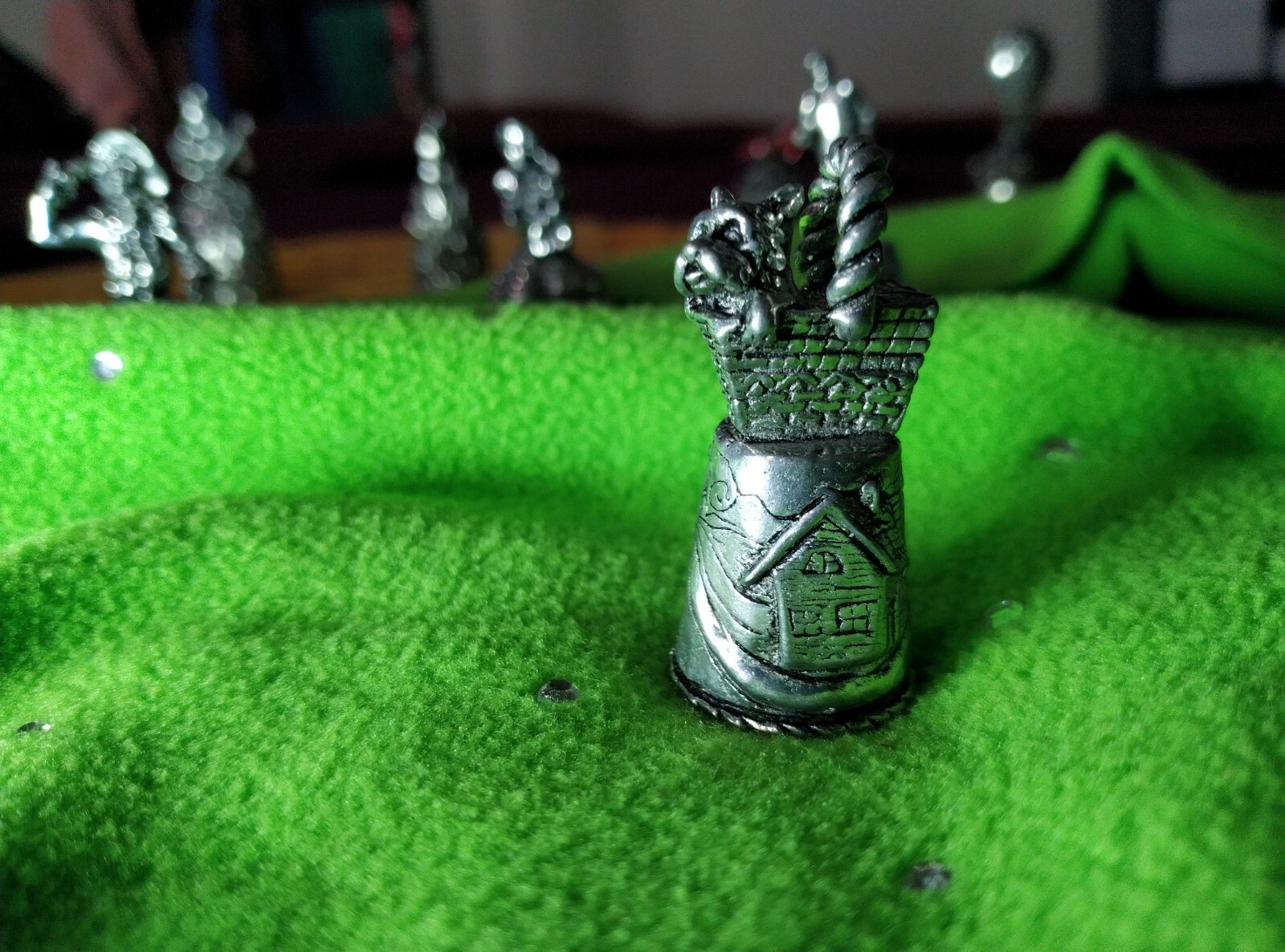 WIZARD OF OZ PEWTER (12) THIMBLES DOROTHY GLINDA TOTO WITCH RARE ...