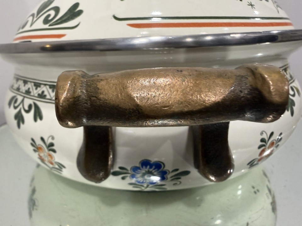 Charming Vintage ASTA Enamel Cookware Pot with Lid in Floral Pattern ...