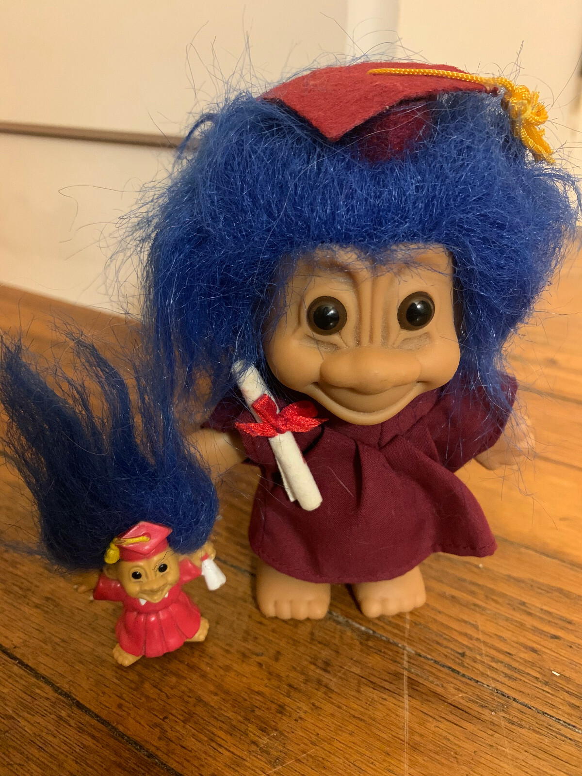 Vintage Graduation Troll Doll by Russ Yellow Hair 4" Cap Gown ...