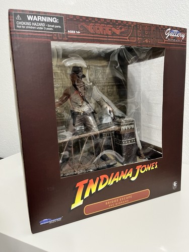 Diamond Select Indiana Jones and the Temple of Doom Rope Bridge Gallery ...