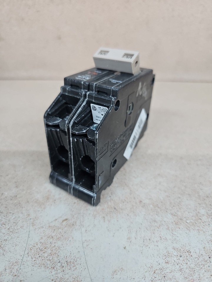 NEW Eaton Cutler Hammer 30Amp 2 Pole Circuit Breaker CHF230 | eBay