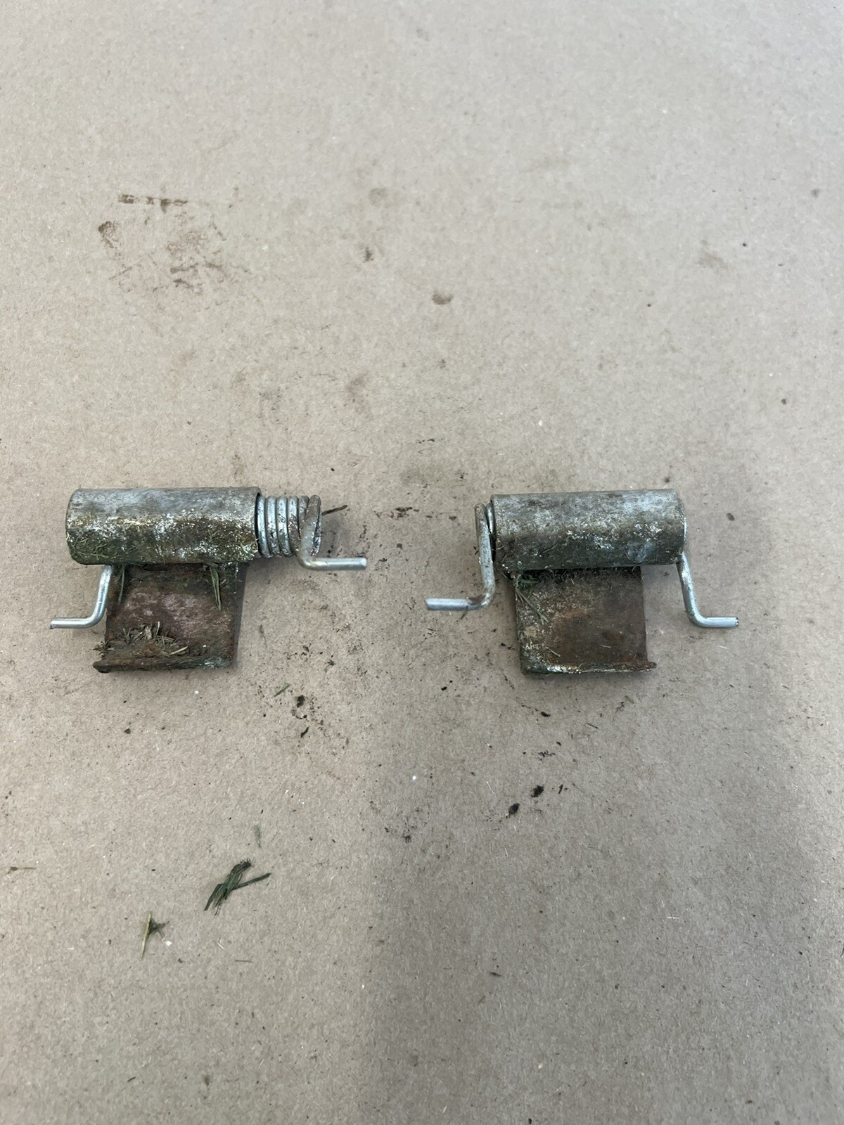 Honda Lawn Mower Rear Flap Springs Model HRR2167VXA B107 | eBay