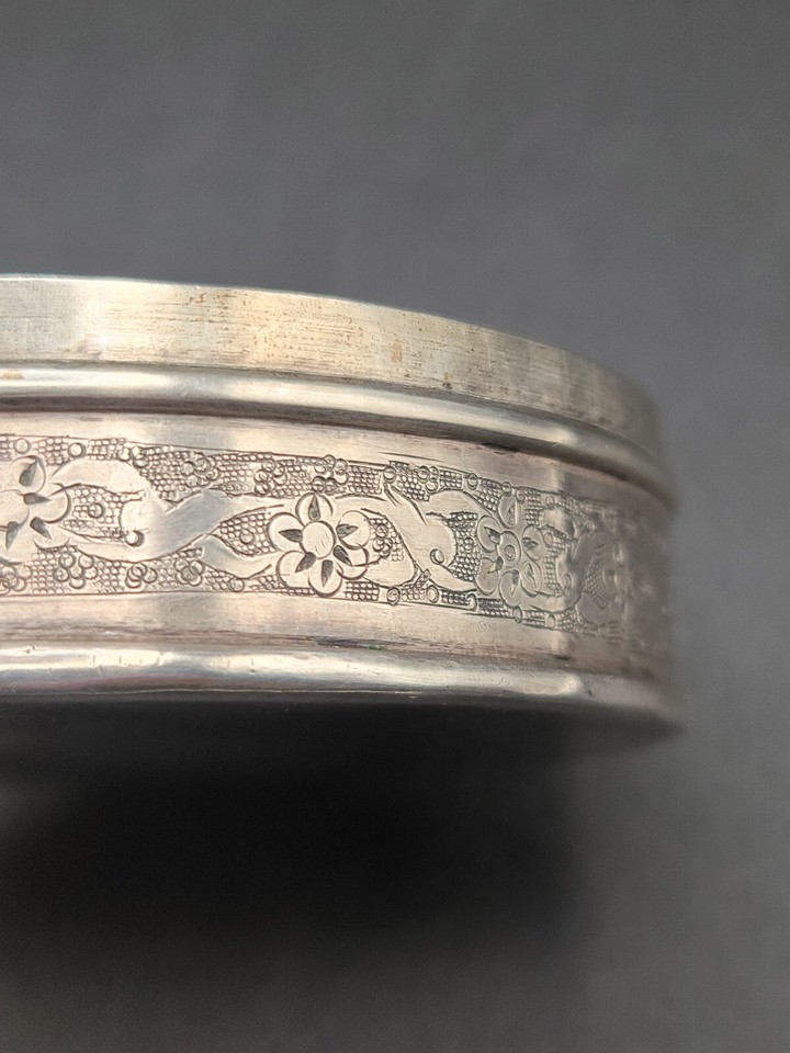 Antique Indian 900 Silver Repousse Lidded Box With Animal Decoration ...