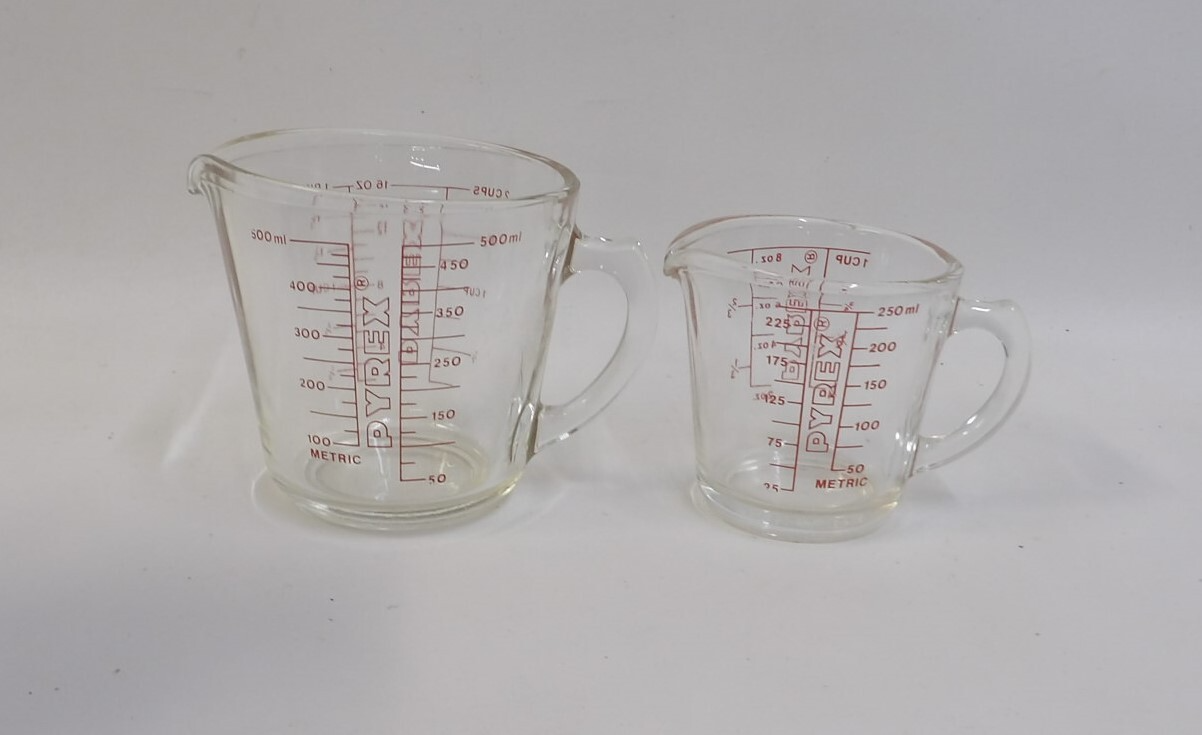 Pyrex Measuring Cups - 2 & 1 Cup - Closed Handles - Red Pyro | eBay