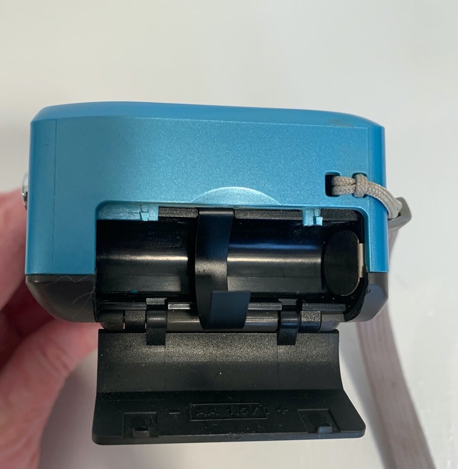 Avon Vivitar Lasting Impressions Onki 89 35mm Camera Blue Parts Only | eBay